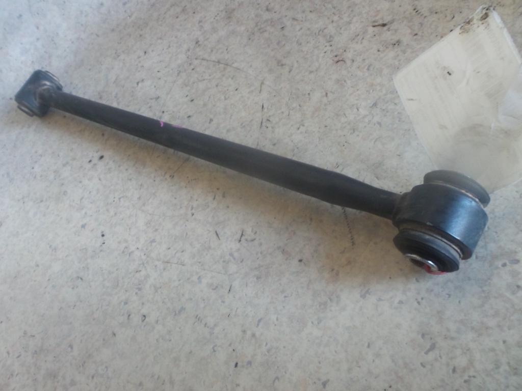 Left Rear Trailing Arm Rav4 Toyota 2002