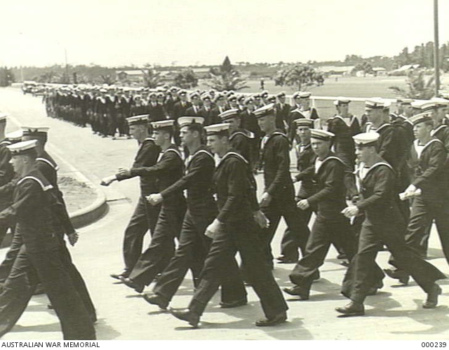 FLINDERS NAVAL BASE - MARCHING OUT TO AFTERNOON TRAINING AND DUTIES. NAVY. TRAINING ON LAND ...