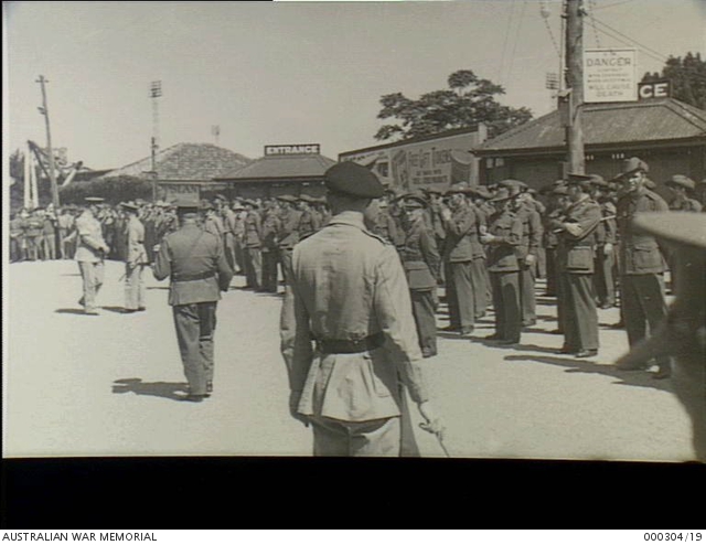 Officers and men of the Advance Party of the 6th Division AIF assembled ...
