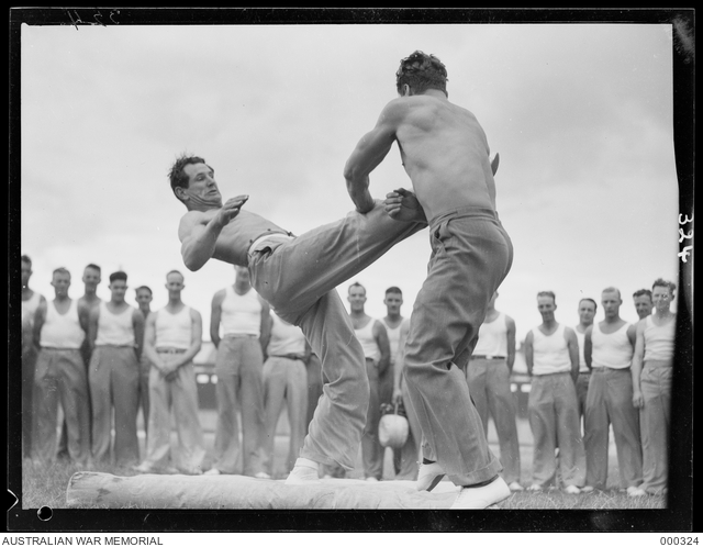 SHOWGROUNDS MELBOURNE - DEMONSTRATING UNARMED DEFENCE - A KICK IN THE ...