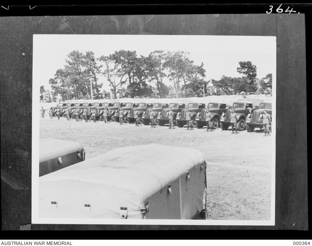 BROADMEADOWS - MOTOR TRANSPORT. ARMY. TRAINING IN AUST. MOTOR TRANSPORT ...