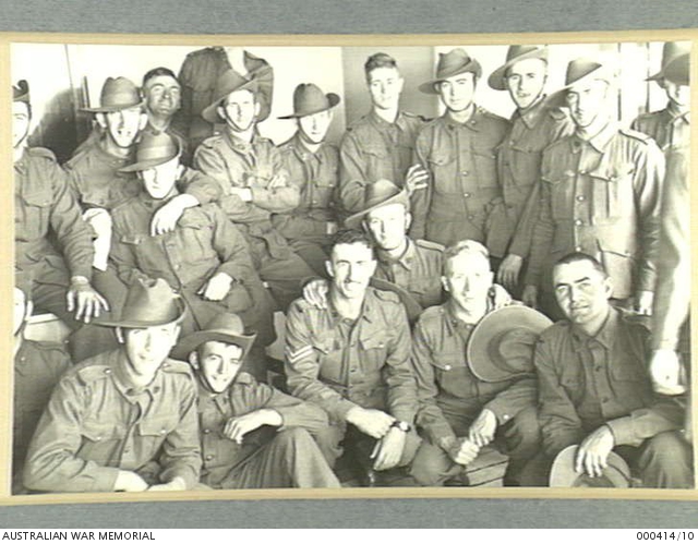 6TH DIVISION A.I.F. TROOPS GROUP AT EMBARKATION. ARMY. EMBARKATION ...