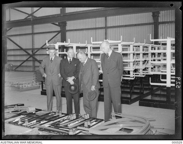 MR. NORMAN HARRIS, HON. PERCY SPENDER, SIR FRANK STEWART, MR HAROLD ...