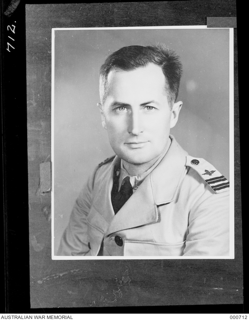 FLIGHT LIEUT. DR. DONALD THOMSON. PERSONALITIES. SERVICES. (NEGATIVE BY ...