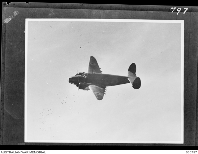 SYDNEY - LOCKHEED IN FLIGHT. RAAF AERIAL TRAINING. | Australian War ...