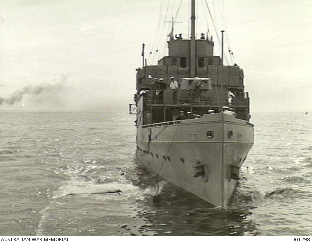 Mine sweeping at sea. | Australian War Memorial