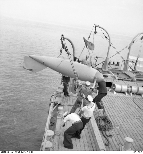 MINE SWEEPING. TURNING OUT FRENCH FLOAT READY FOR LOWERING. FUNCTION OF ...