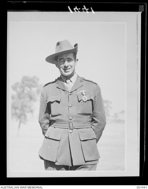 COLONEL T. WALKER DECORATED WITH EFFICIENCY DECORATION AT PUCKAPUNYAL ...