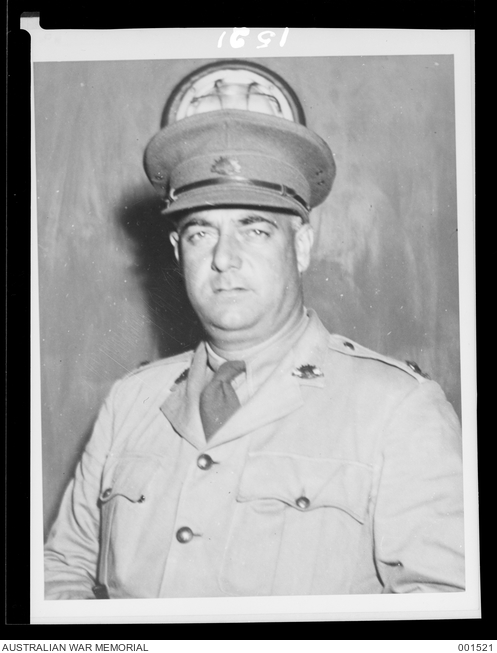 W.A. EMBARKATION. MAJOR ANDERSON 2/11TH BATTALION. (NEGATIVE BY G. SILK ...