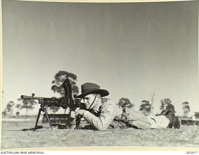 BREN GUN PRACTICE. (NEGATIVE BY BOTTOMLEY). | Australian War Memorial