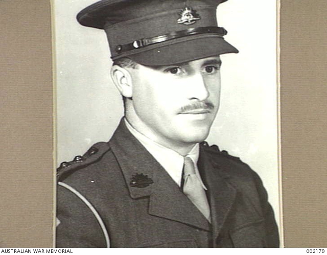 CAPT. HARRISON. (NEGATIVE BY E. CRANSTONE). | Australian War Memorial