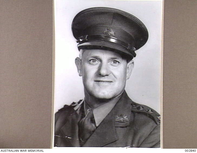 CAPTAIN BRUTON. (NEGATIVE BY CRANSTONE). | Australian War Memorial