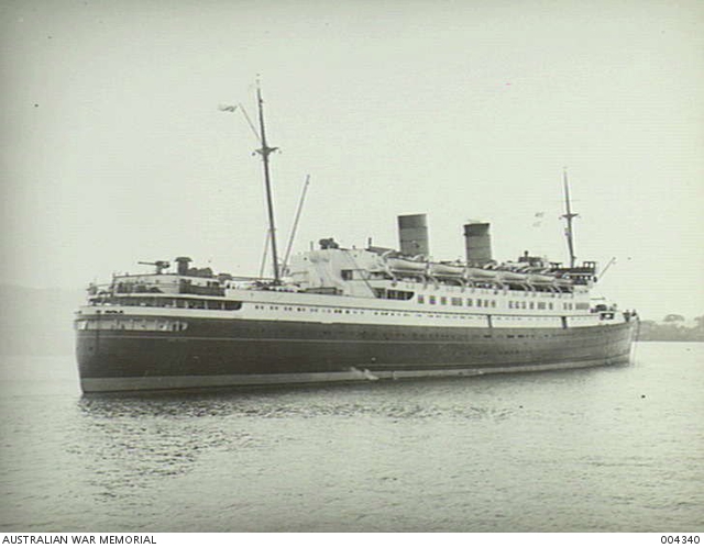 SYDNEY, NSW. HMT AWATEA LEAVING THE WHARF CARRYING THE FIRST BATCH OF ...