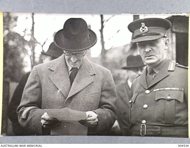 A.I.F. AT THEIR ENGLISH HEADQUARTERS: THE DOMINIONS SECRETARY, LORD ...