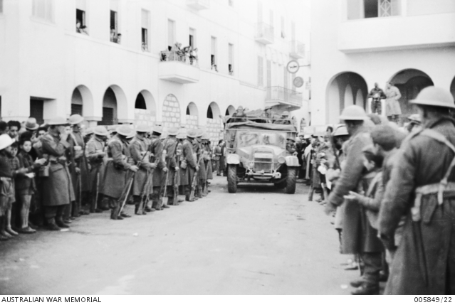Australian troops and vehicles in the Civic Square of Benghazi at the ...