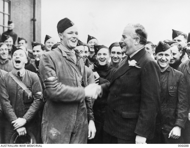 PRIME MINISTER MR MENZIES VISITS COASTAL COMMAND. A HEARTY HAND-SHAKE ...