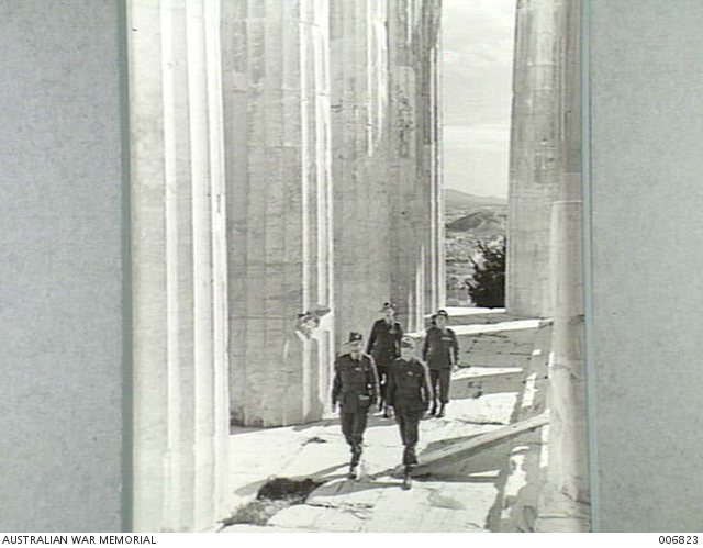 ATHENS. AUSTRALIAN TROOPS AT THE ACROPOLIS. (NEGATIVE BY G. SILK ...