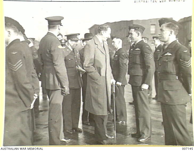 SOMEWHERE IN ENGLAND. LORD CRANBORNE INSPECTING AUSTRALIAN PILOTS ...