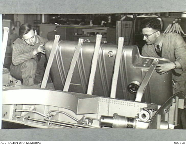 Workmen at the Commonwealth Aircraft Corporation (CAC) factory ...