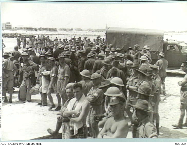 MERSA MATRUH. TROOPS WOUNDED AT TOBRUK LANDING AT MERSA MATRUH ...