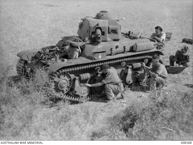 Men of the 7th Division Recovery Section, 2/3 Army Field Workshops, at ...
