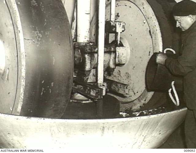 "TIME RING FUSE POWDER" FOR ANTI-AIRCRAFT SHELLS I.C.I. DEER PARK. THE ...