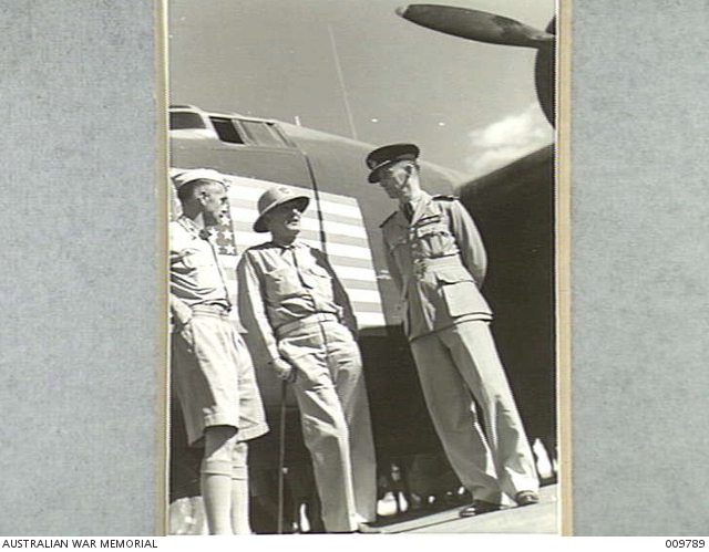 MIDDLE EAST. MAJOR-GENERAL GEORGE BRETT, WITH ONE OF HIS STAFF, BEING ...