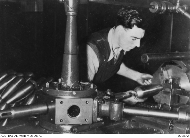 AUSTRALIA MAKES 3" TRENCH MORTARS AND MORTAR BOMBS. MACHINING THE ...