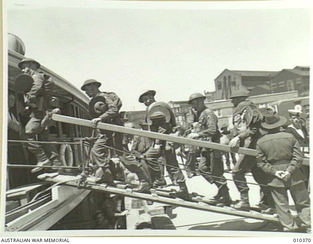 SYDNEY EMBARKATION. SOUTH AUSTRALIAN OFFICERS GOING ABOARD EMBARKATION ...