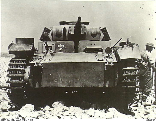 BRITISH- GERMAN BATTLES IN WESTERN DESERT. A GERMAN TANK CAPTURED IN ...