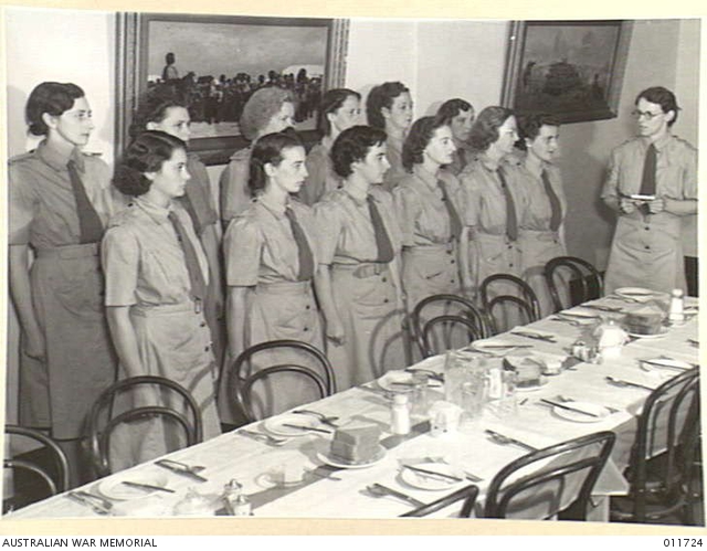 AUSTRALIAN WOMEN JOIN THE ARMY. AWAS STEWARDESSES ARE GENERALLY ...
