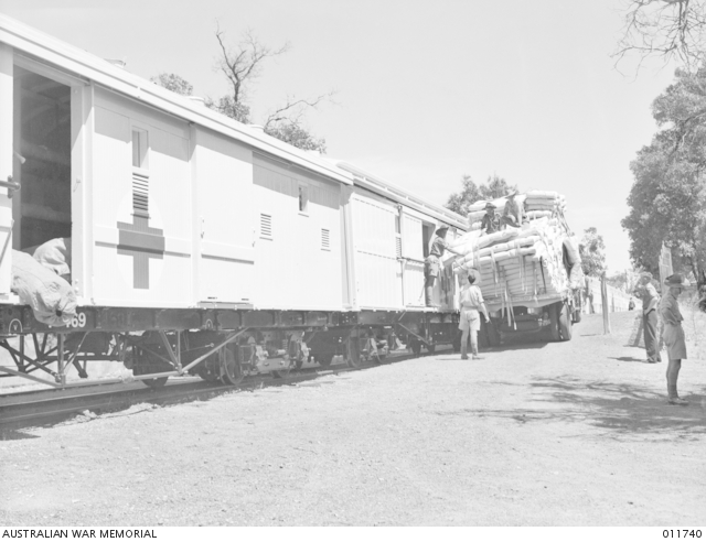 RED CROSS TRAIN AT WEST AUSTRALIA. | Australian War Memorial