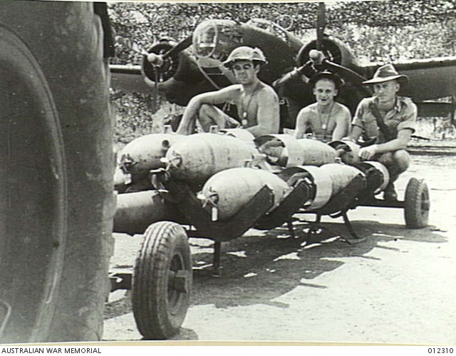 AUSTRALIAN TROOPS AT AN ADVANCED ALLIED BASE. | Australian War Memorial