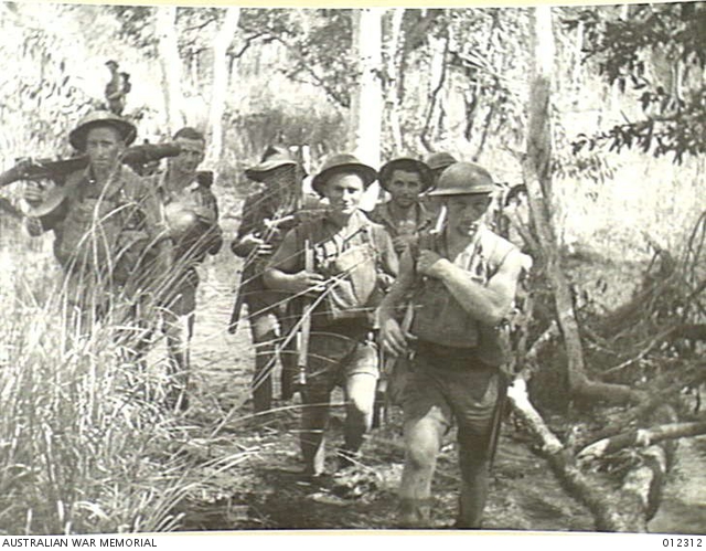 AUSTRALIAN TROOPS AT AN ADVANCED ALLIED BASE. | Australian War Memorial