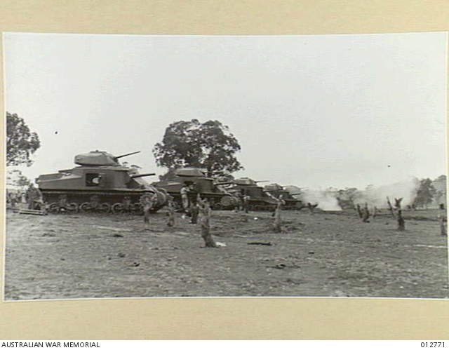 GENERAL GRANT M3 MEDIUM TANKS LINED UP ON THE RANGE READY FOR PRACTICE ...