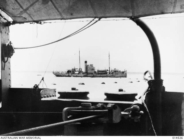 The Royal Australian Navy on boom defence duty at Darwin harbour ...
