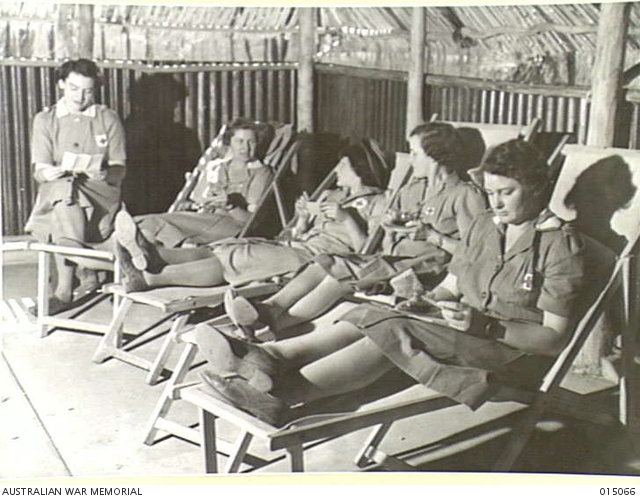 NORTHERN AUSTRALIA. DARWIN. MEMBERS OF THE AUSTRALIAN ARMY MEDICAL ...
