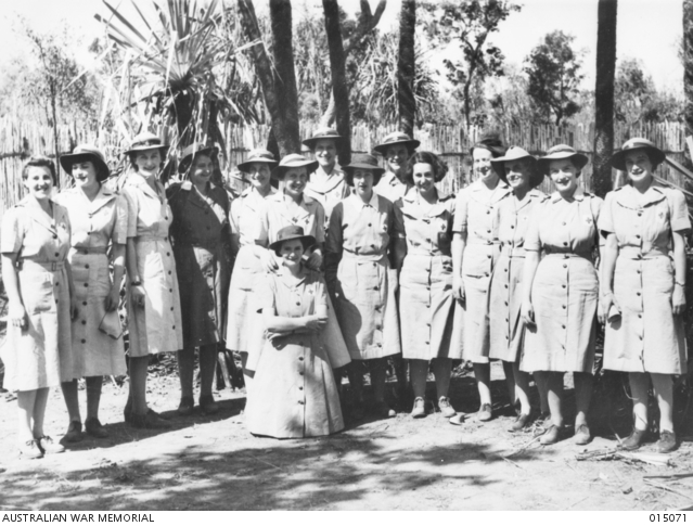 NORTHERN AUSTRALIA. DARWIN. MEMBERS OF THE AUSTRALIAN ARMY MEDICAL ...
