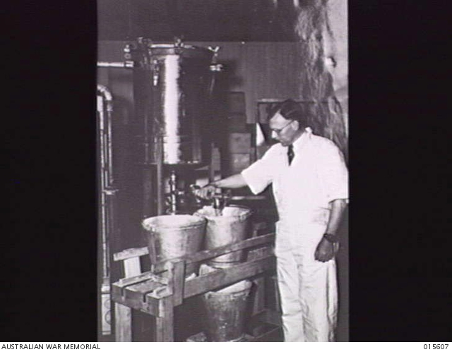 TROPICAL BUTTERFAT SPREAD. THE MANUFACTURE OF TROPICAL BUTTERFAT SPREAD ...