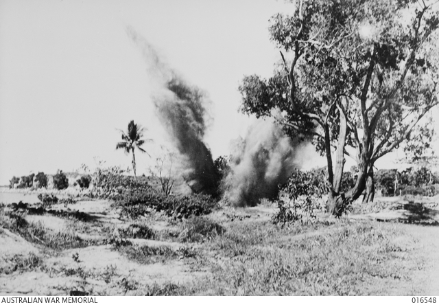 Darwin, NT. Shells exploding in 'enemy' territory after Australian ...