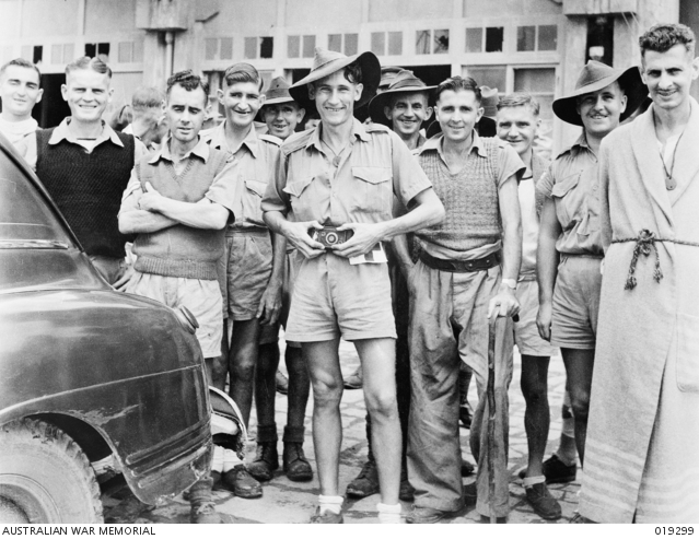 Members of the party of Australian prisoners of war (POWs) on Ambon ...