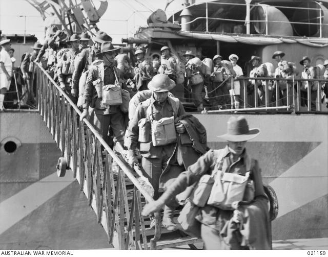 Men of the 9th Australian Division disembarking in Alexandria after ...