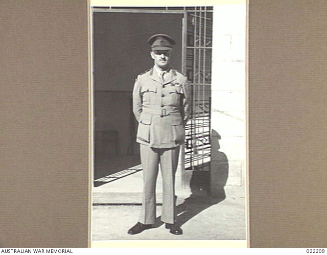 ALEY, SYRIA. 1941-12. MAJOR-GENERAL H. GORDON BENNETT, GENERAL-OFFICER ...