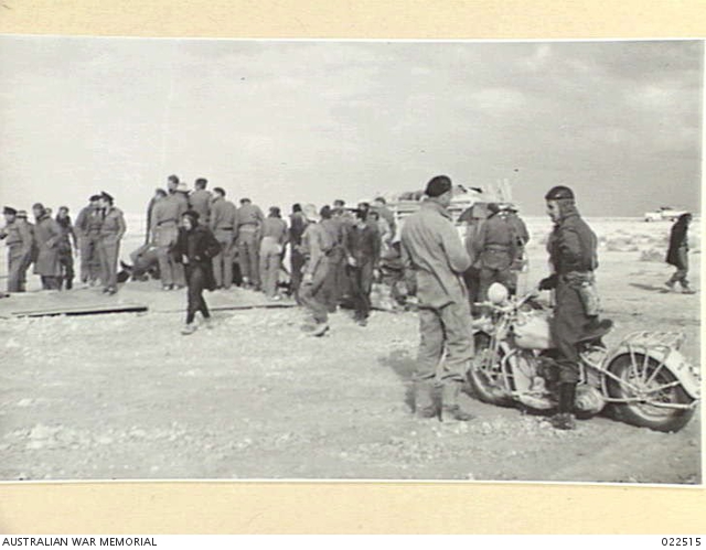 LIBYA. 1941-12. A SMALL CONVOY FROM NO. 3 SQUADRON, RAAF, MOVING TO A ...