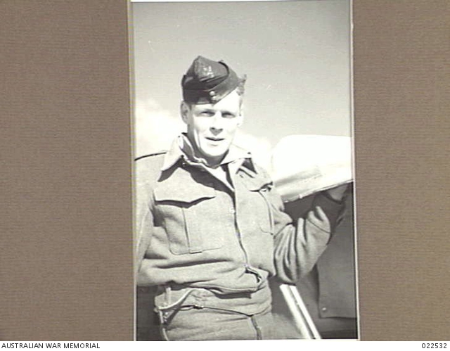 LIBYA. 1941-12. FLIGHT-LIEUTENANT W.S. ARTHUR OF NO. 3 SQUADRON, RAAF ...