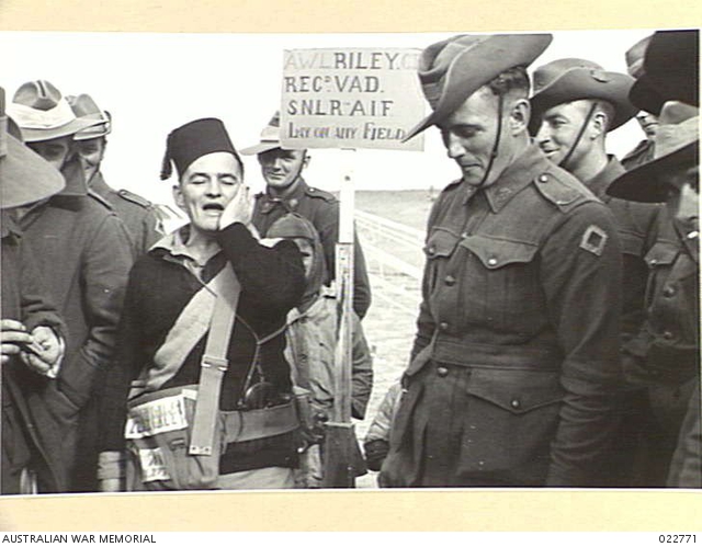 PALESTINE. 1942-01-01. A MEMBER OF THE 2/48TH INFANTRY BATTALION ...