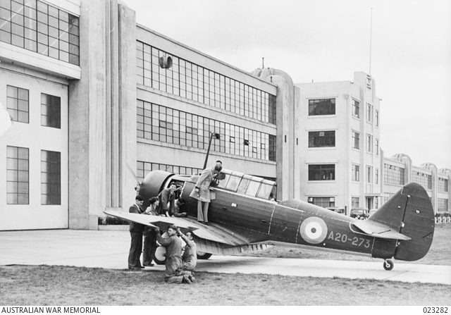 SYRIA. 1942-01. BLOWER BURNERS USED FOR FIELD COOKING AT THE 4TH ...