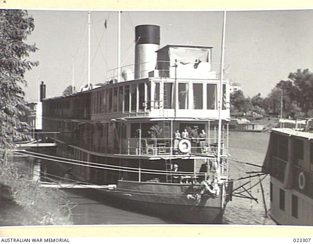 CAIRO, EGYPT. 1942-01. THE ARMY HOUSEBOAT "BRITANIA" USED AS A LEAVE ...