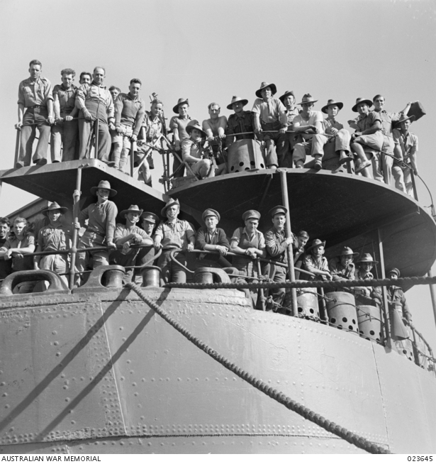 PORT TEWFIK, SUEZ. 1942-02. MEN OF THE 2/33RD AUSTRALIAN INFANTRY ...