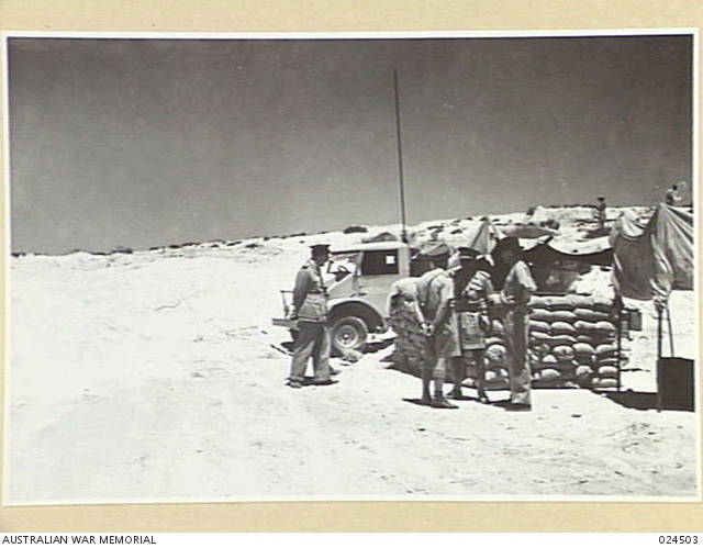 GROUP SHOWING THE RIGHT HONOURABLE MR. R.G. CASEY, MINISTER FOR STATE ...